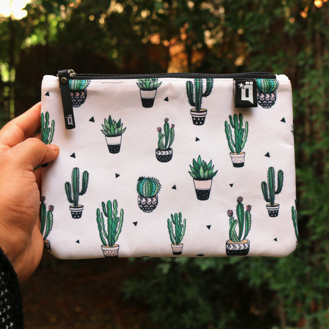 Cactus Pouch – QAAFGALLERY