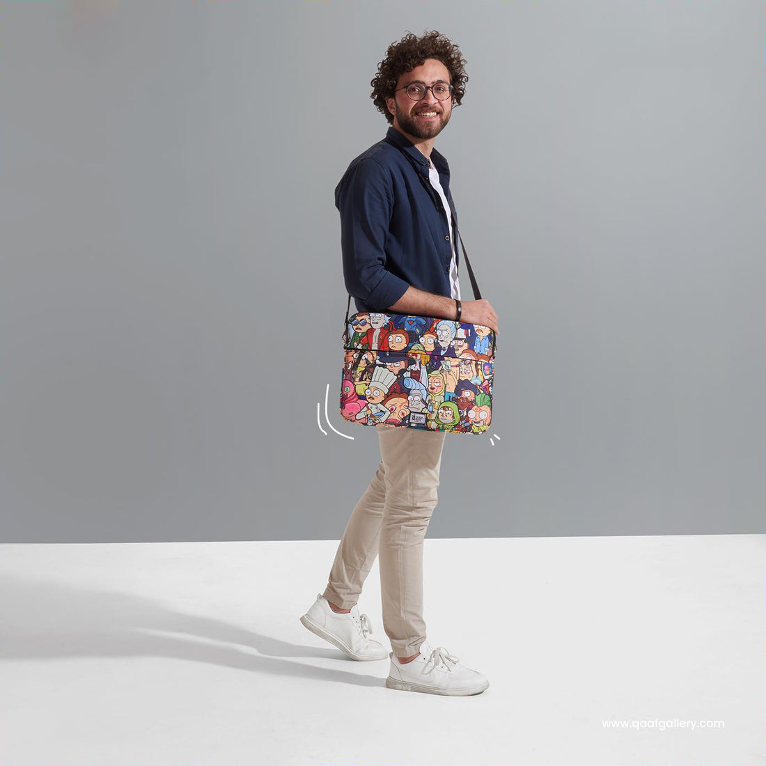 Faces Laptop Sleeve – QAAFGALLERY